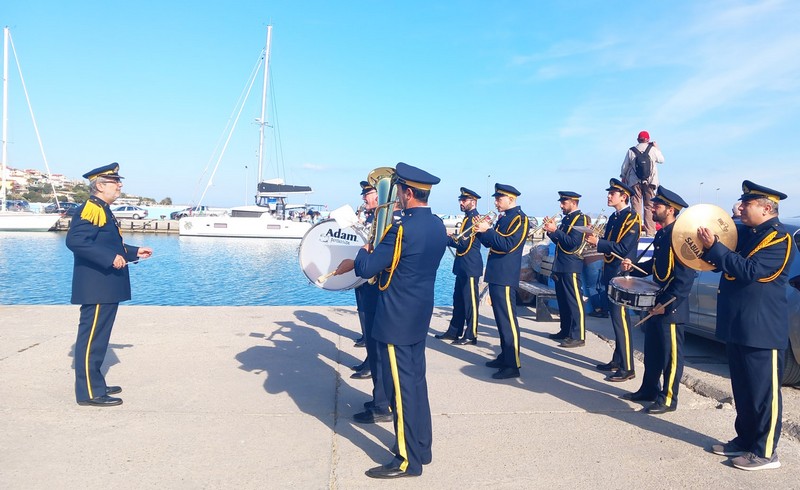 Φουρναράκης Γιώργος Αρχιμουσικός Φιλαρμονικής Δήμου Σητείας: ΓΙΑ ΝΑ ...